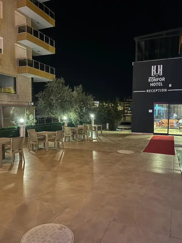 Konfor Hotel - Döşemealtı