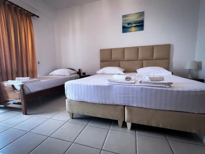 Blue Waves - Saranda