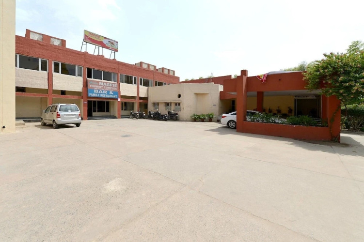 Magpie Tourist Resort - Faridabad
