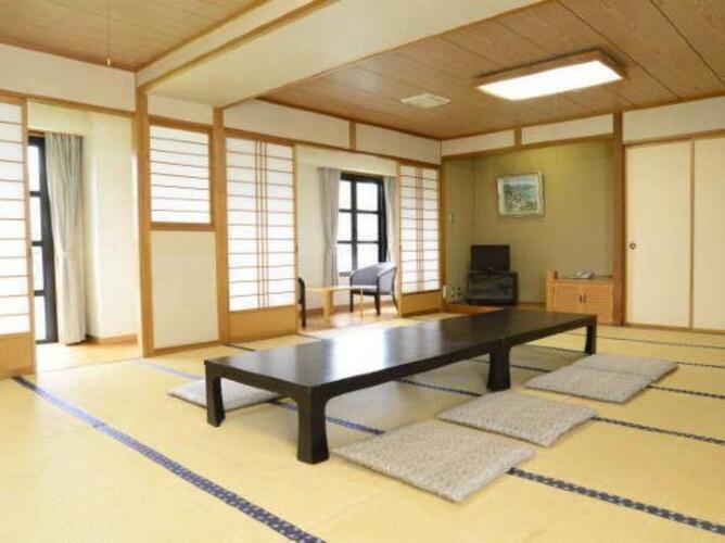 Tatsuno Park Hotel - Shiojiri