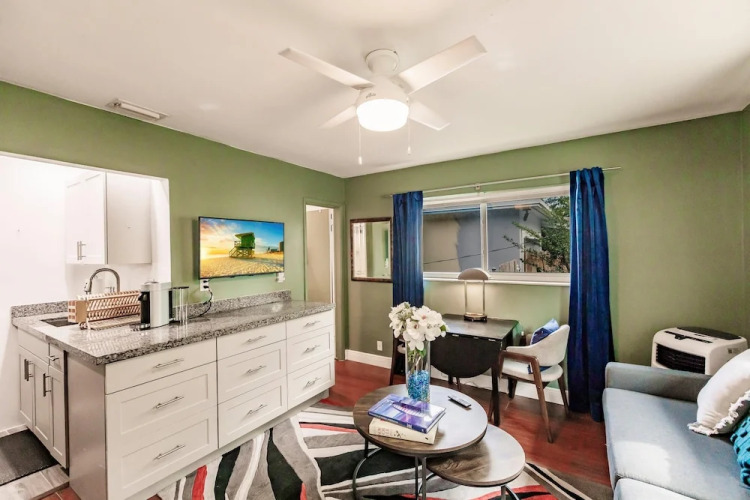 Bnb Hyperion Chic 1br Haven In Hollywood - Hollywood, FL