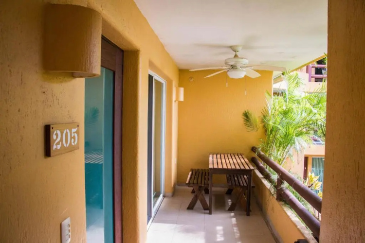 Residencial Los Mangos - Departamento 205 - Zihuatanejo