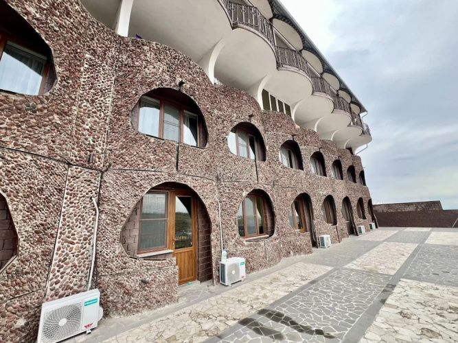 The Hill Guest House - 예레반