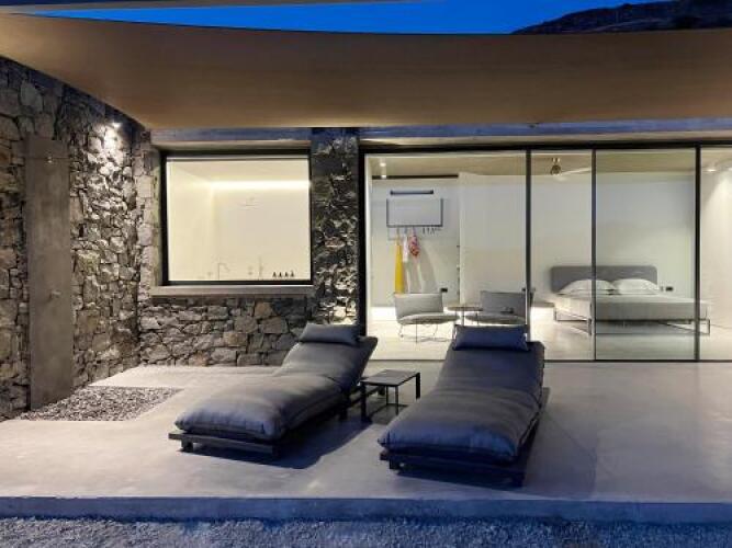 Echoes Suites Milos - ミロス島