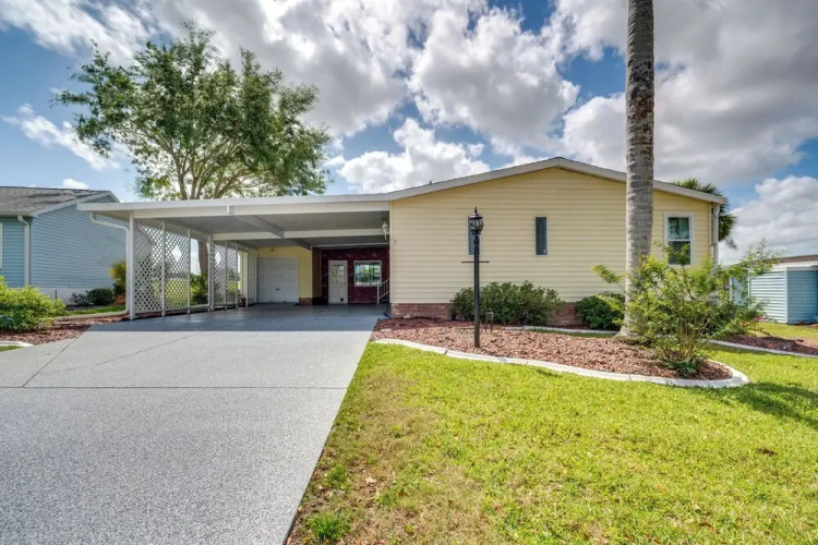 Hilltop Golf Course Cottage In The Villages! - Wildwood, FL