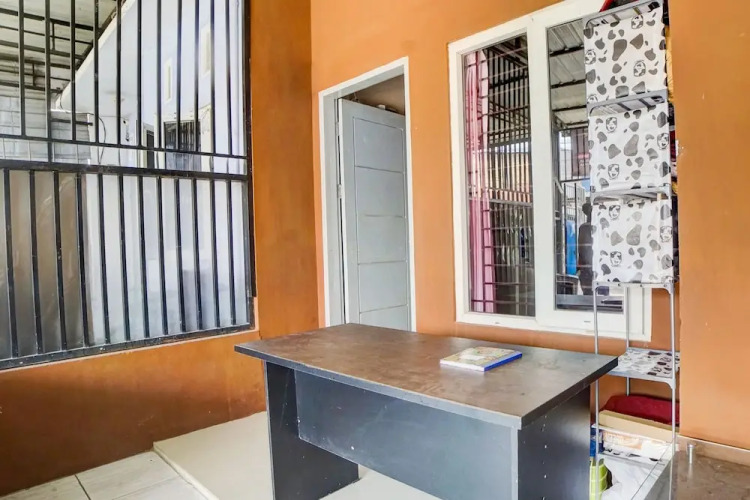 Hotel O Penginapan Syariah Faster Inn - Medan