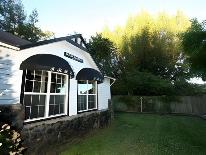 Featherbed Railroad B&b Resort - 尼斯