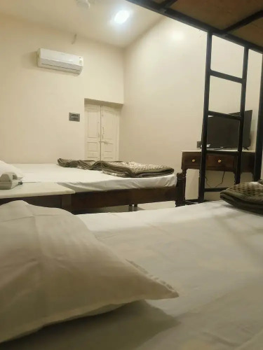Saryu Homestay - Ujjain