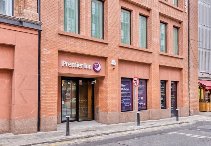 Premier Inn Dublin Cc Temple Bar - Dublin