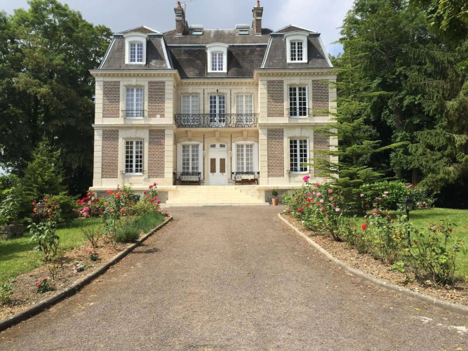 Château D'avesnes Le Castelet - Gournay-en-Bray