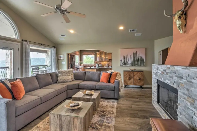 Jonestown House On Hill W/ Lake Travis Views! - Leander, TX