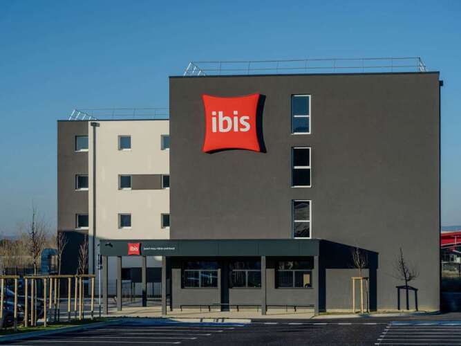 Ibis Saint Paul Trois Chateaux (Ouverture Decembre 23) - Saint-Paul-Trois-Châteaux
