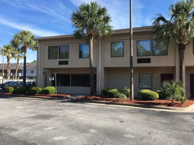 Guest Cottage And Suites - Brunswick, GA