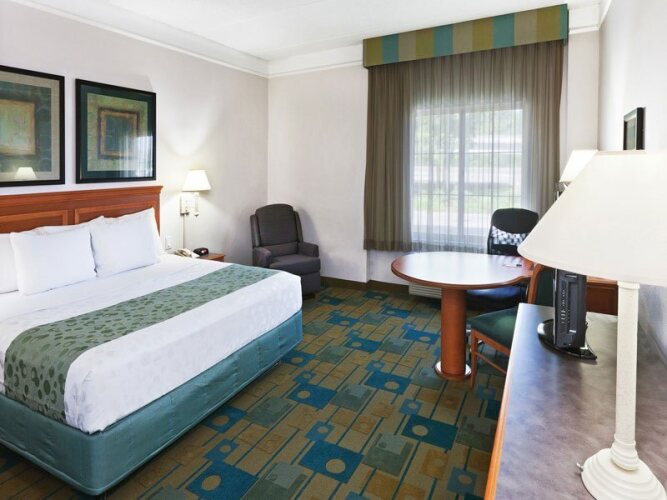La Quinta Inn & Suites By Wyndham Houston Bush Iah South - Humble, TX