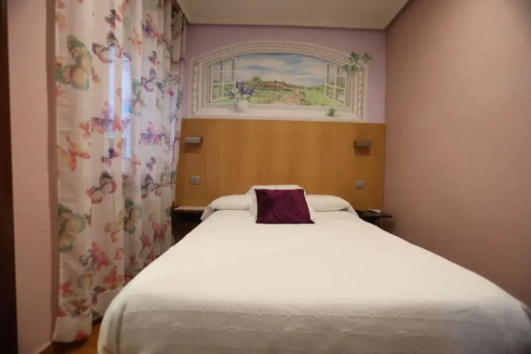 Hostal Goya Suites - Salamanca, Spanien