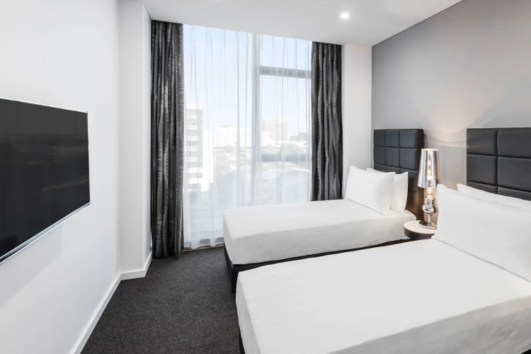 Meriton Suites Mascot Central - Sydney