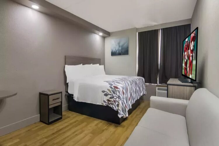 Red Roof Inn & Conference Center Chicago - N Aurora/ Naperville - Aurora