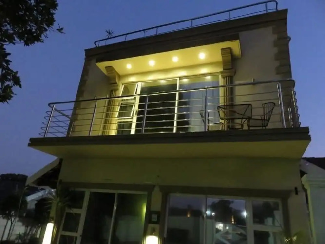 Umhlanga Guesthouse - 움랑가