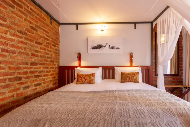 The Courtney Lodge - Victoria Falls