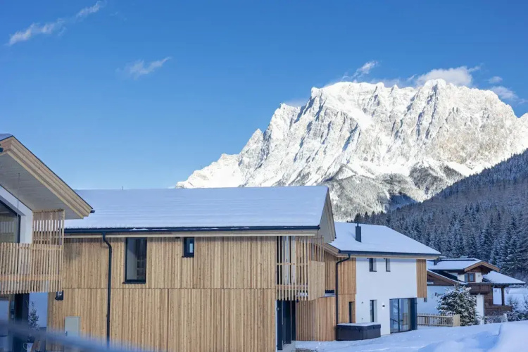 Chalet Mit 4 Schlafzimmern Und Sauna - Reutte