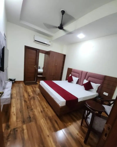 Motel Dwarika - Roorkee