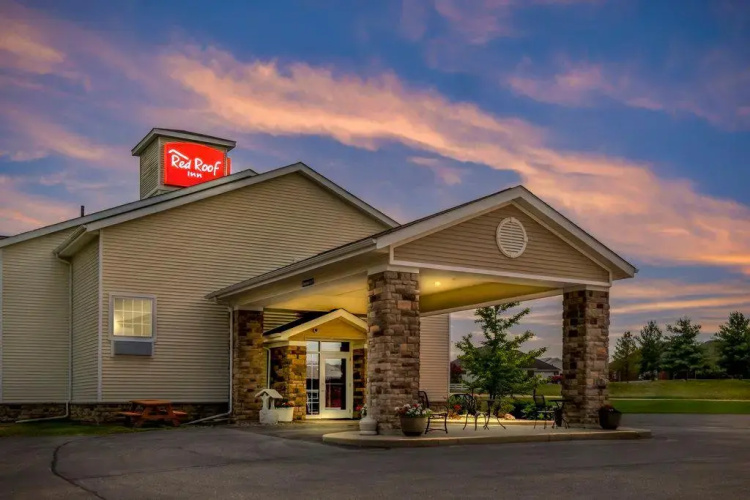 Red Roof Inn Charlestown - Charlestown, IN