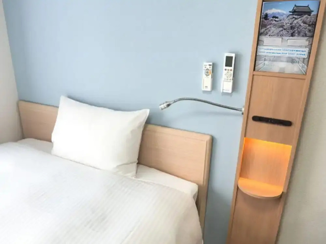 Toyoko Inn Kobe Sannomiya Ekimae - Kobe