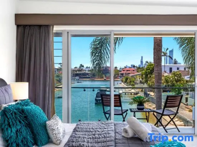 Tropical Dreaming (Heated Pool) - Broadbeach
