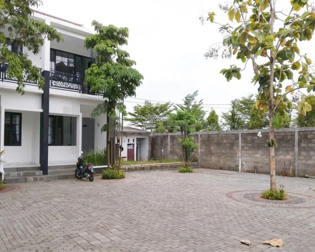 Khayrizsan Premium Mitra Reddoorz - Tasikmalaya