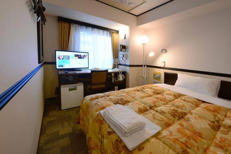 Toyoko Inn Tokushima Station Bizan - Tokushima