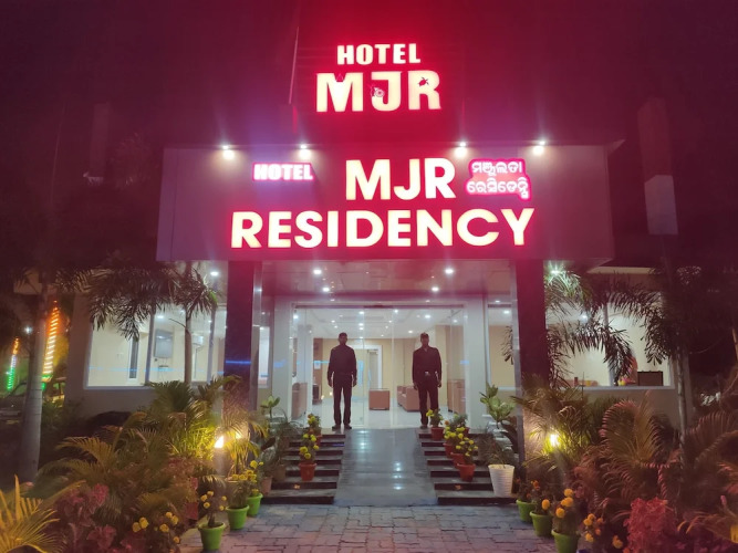 Hotel Mjr - Free Pickup And Drop Temple, Sea Beach & Puri Railway Station - Puri