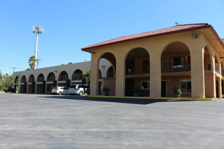 Cajon Pass Inn - California