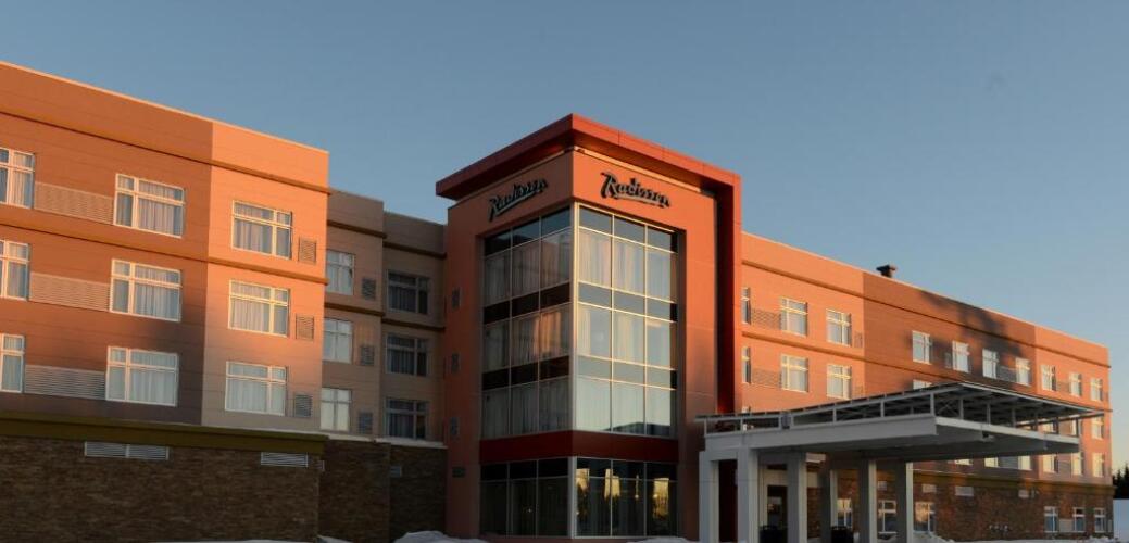 Radisson Kingswood Hotel Suites Fredericton Nb - Fredericton