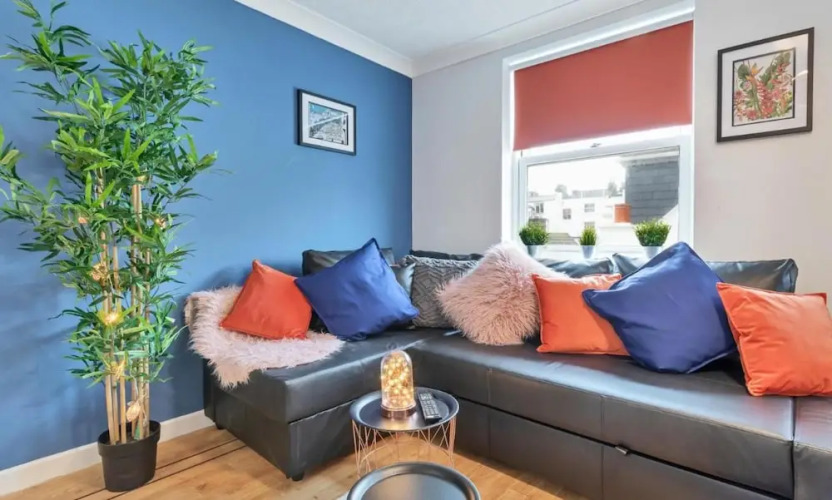 Seabright Townhouse- Super Stylish House- Parking For One Car- Sleeps Up To 12 - Sussex