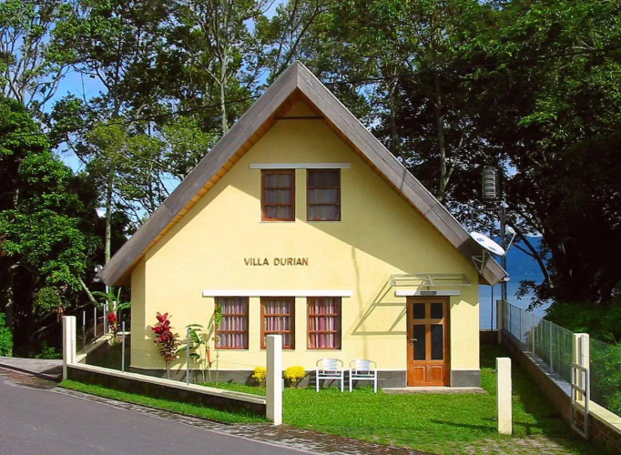 Villa Durian - Tuktuk Siadong