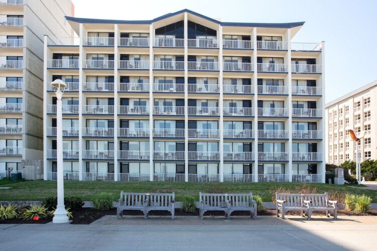 Aqua Vista Resort Hotel - First Landing Beach, VA