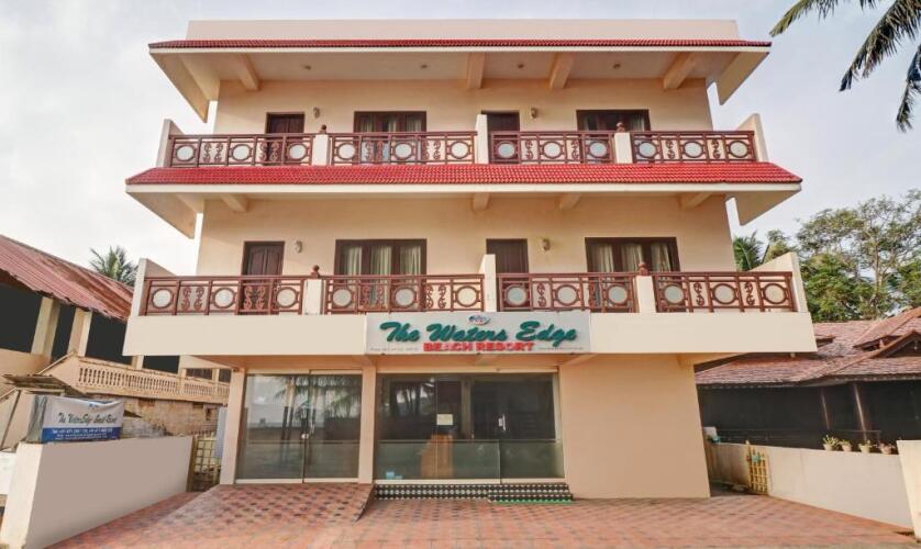 Itsy Hotels The Waters Edge Beach Resort - Thiruvananthapuram