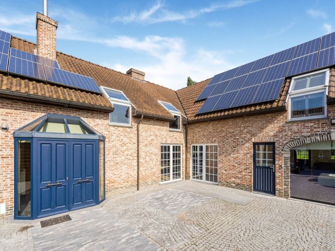 Beautiful Farmhouse With Garden And Terrace - Hasselt