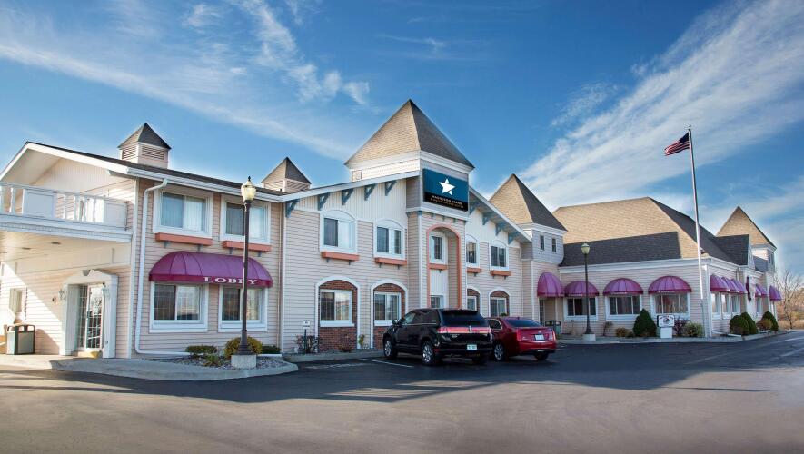 Magnuson Grand Pioneer Inn And Suites - Escanaba, MI