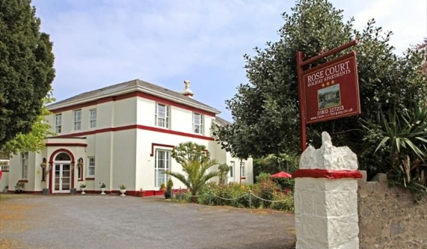 Rose Court Holiday Apartments - Torquay, UK