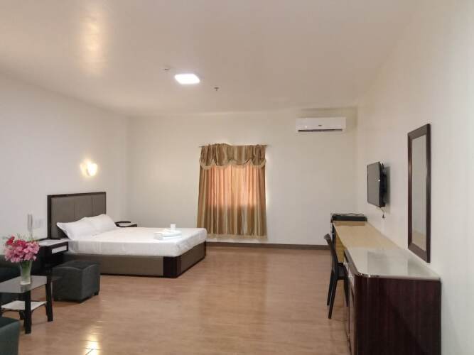Meaco Royal Hotel- Lucena - Lucena, Philippines