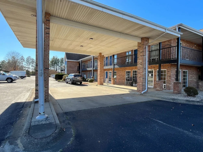 Motel 6 Bracey, Va – I-85 - Lake Gaston