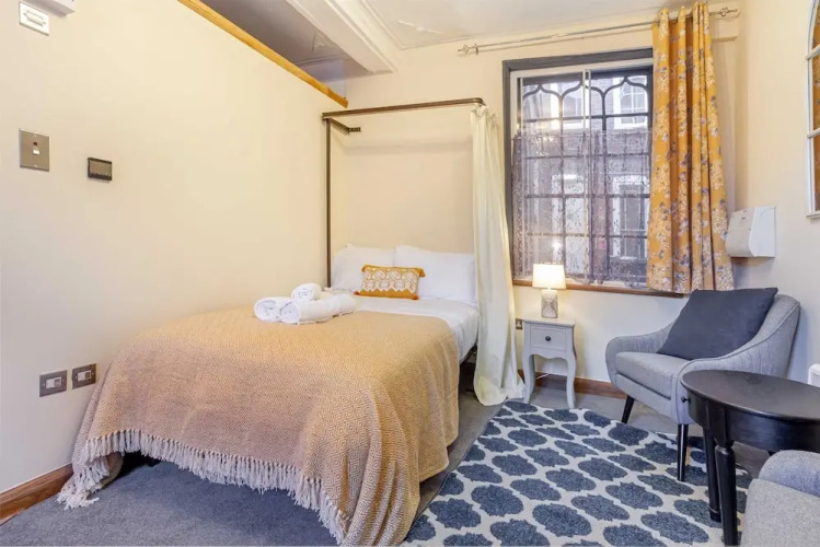 Host Stay Merchant House Studio - Hereford