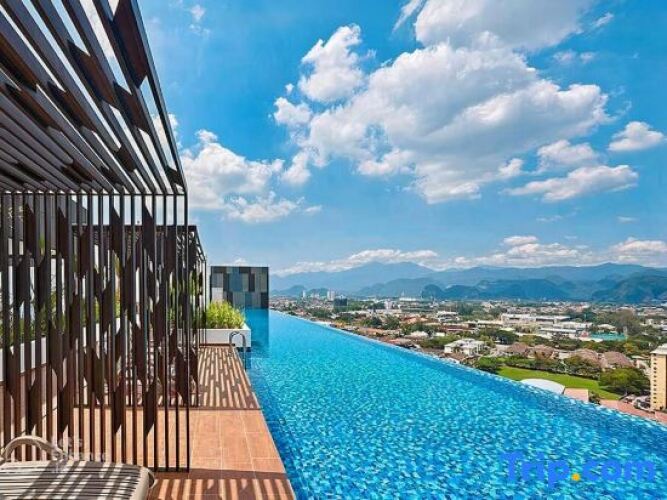 Ipoh Town Horizon Skypool Suites 4-11pax By Iwh Suites - Ipoh