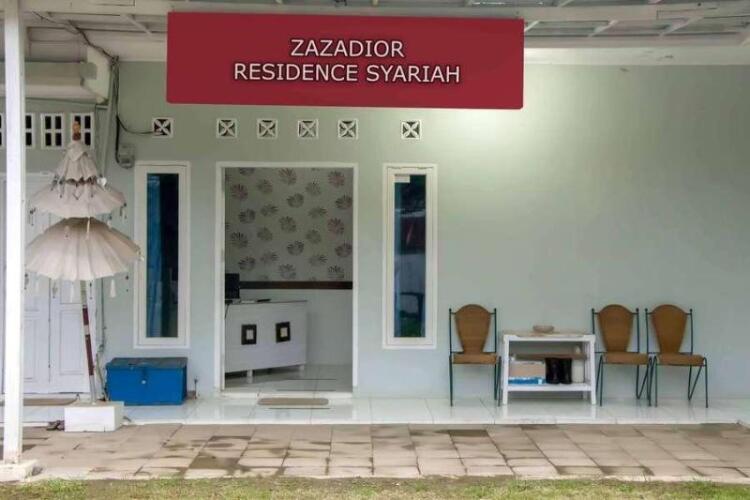 2955 Zazadior - Padang