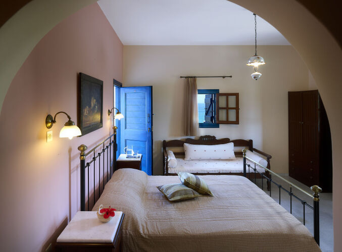 Ostria Inn - Naxos