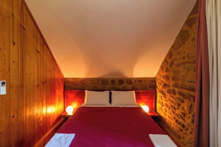 Raízes Da Vinha - By Matias Nature - Seia