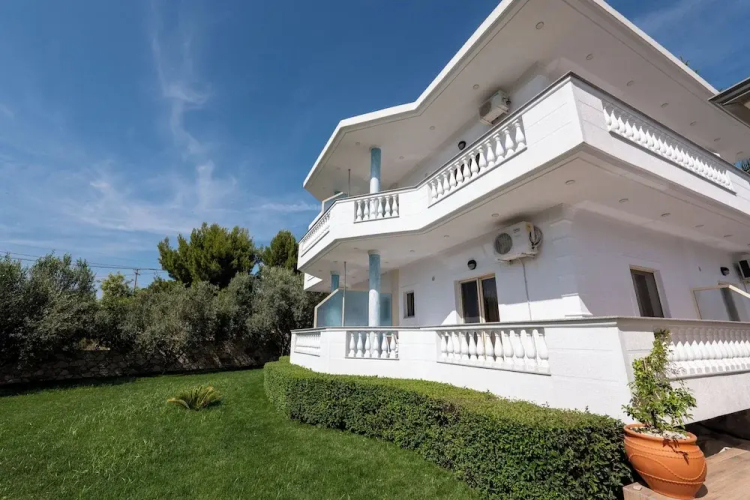 Vila Vasili - Ksamil