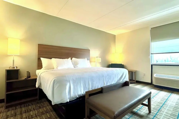 Mainstay Suites Chambersburg - Chambersburg, PA