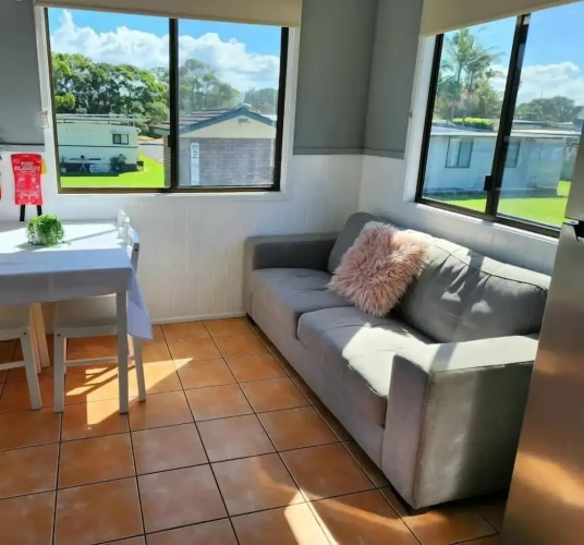 Surfrider Caravan Park - Shellharbour